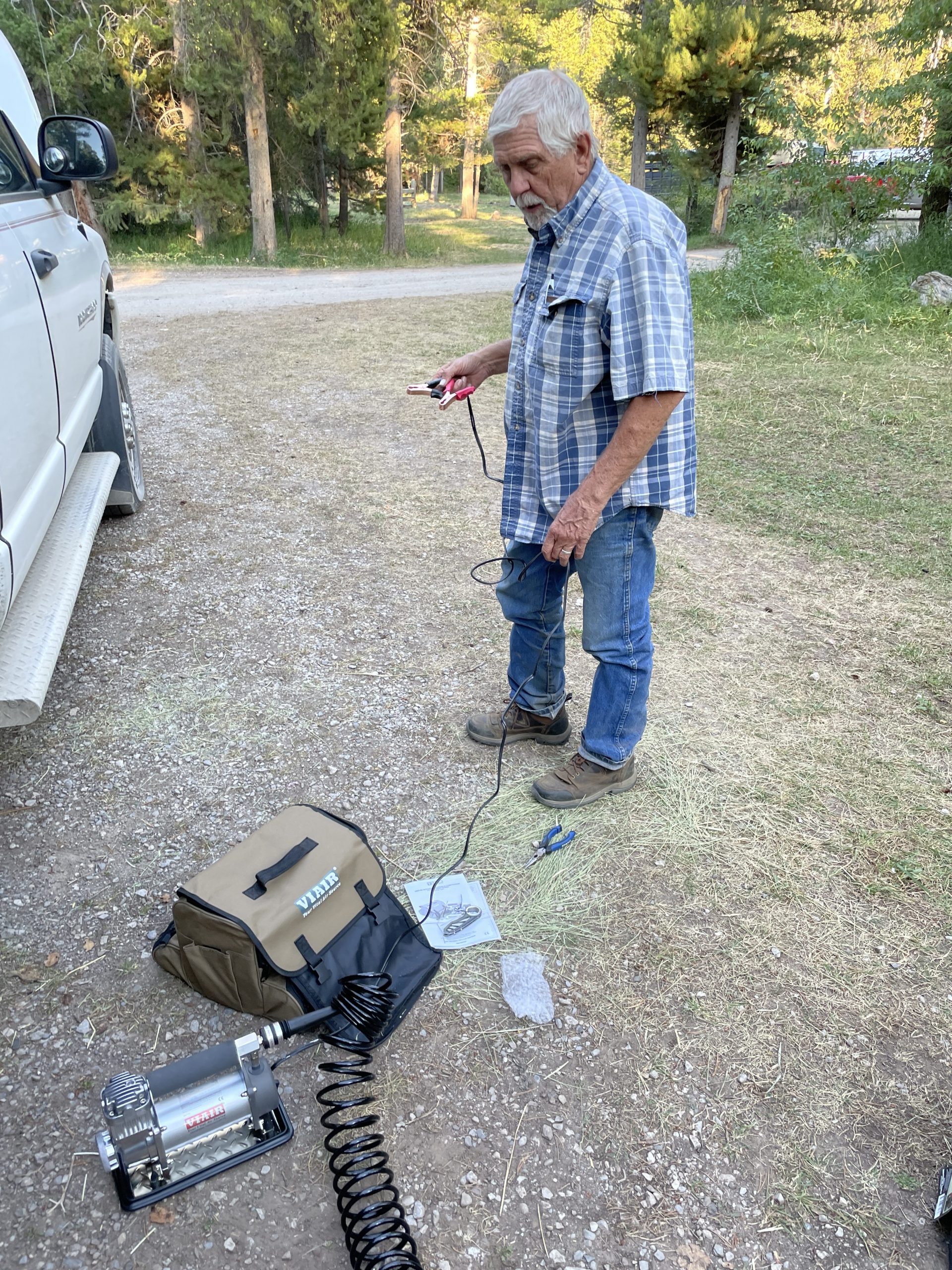 VIAIR Air Compressor 450P-RV Portable compressor Review - TrailMeister